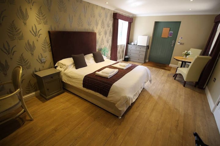 The Sun Inn - Swindon