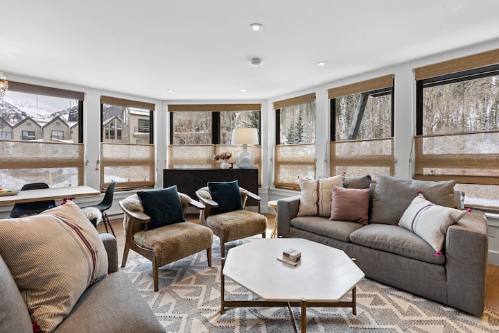 Plunge J - Beautiful Condo, West Town Of - Telluride, CO