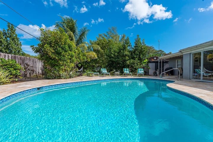 North Miami Beach Villa W/ Heated Pool & Grill. Fifa Ready! 15 Mins To Hardrock! - Aventura, FL