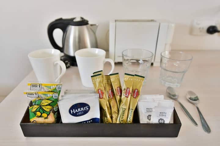 Accessible Pet Friendly Executive Room - Sawtell