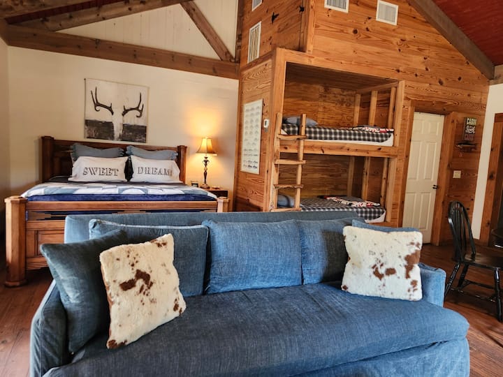 The Red Rooster House At The Lodges At Lost Maples - Lost Maples State Natural Area, Vanderpool