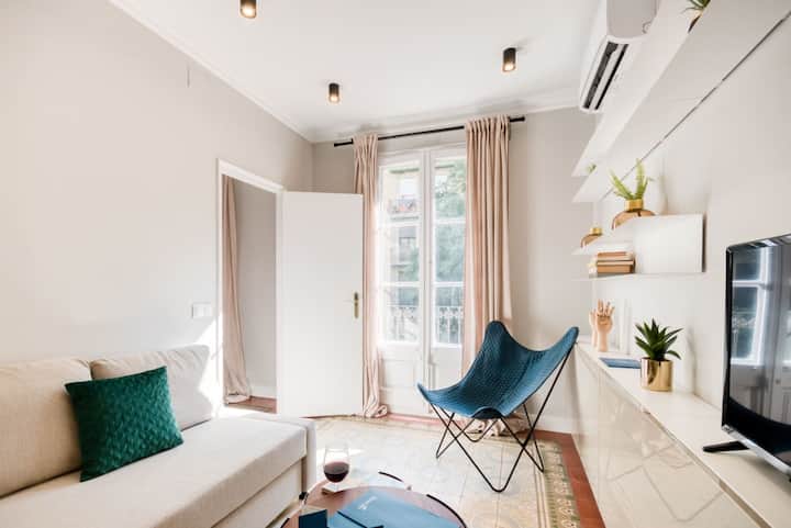 Sweett | Gorgeous 3br With Balcony - Barcelona