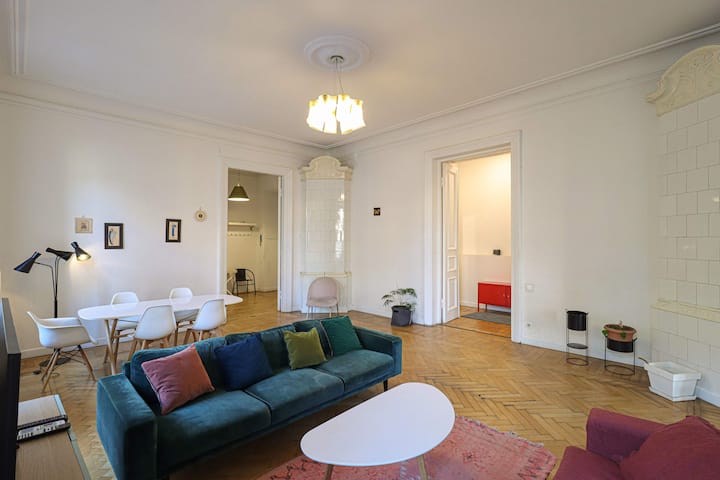 Tbilisi Central 2br - Best Location By Wehost - Georgia