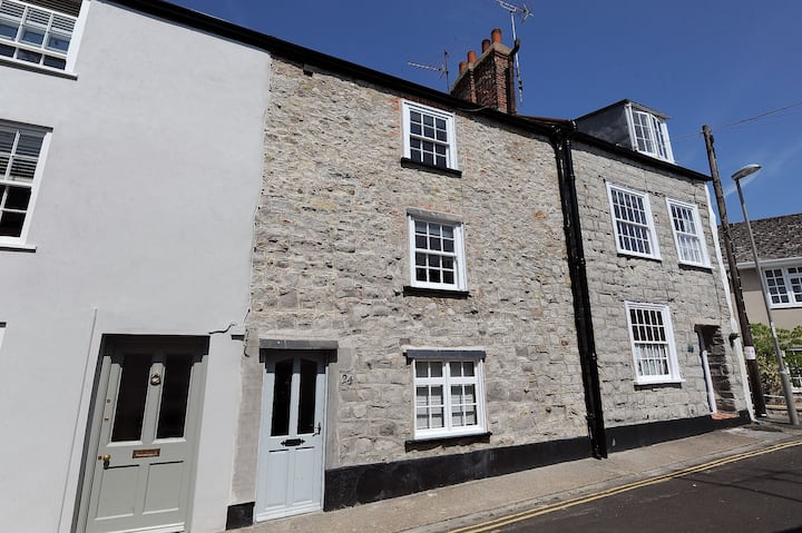 24 Mill Green - Lyme Regis