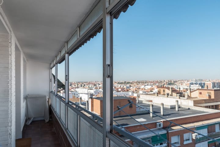 Bright W/terrace - 2bd 2bth - Atocha - Madrid