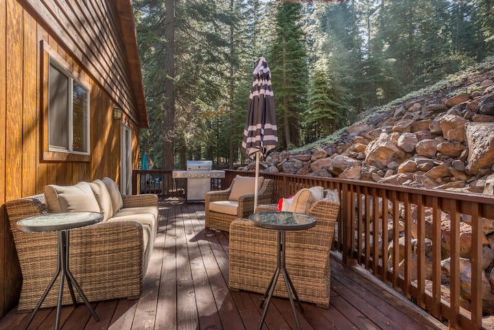 Northwoods Charmer*beautifully Decorated! - Truckee, CA