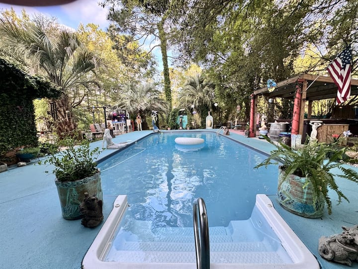 Pool/ Couples /Guest House/fire Pit/ Free Parking - Alligator Alley, Summerdale