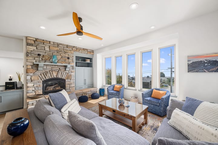 Fabulous 3 Bed, 2.5 Bath Home With Stunning Ocean - Cambria, CA