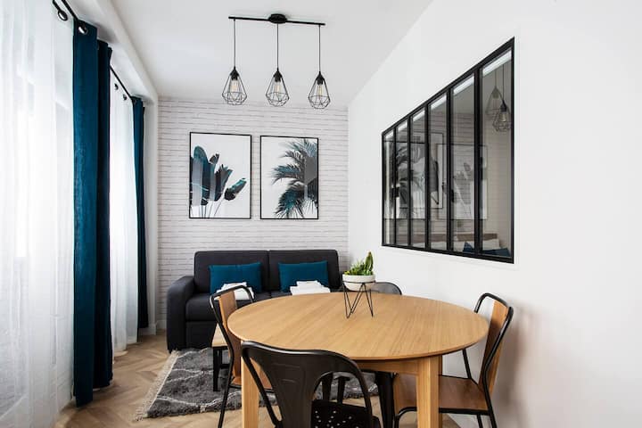 Walk Farmer's Market From A Cozy Boho Retreat - Paris