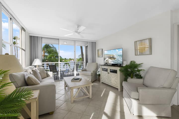 Bahia Vista 8-309 Two-bedroom Apartment - St. Petersburg, FL