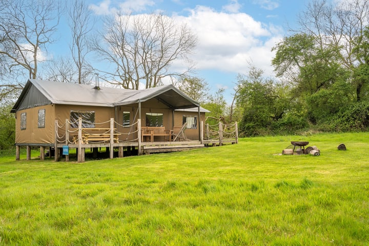 Kestrel - Sweffling Hall - Lantern And Larks - Framlingham
