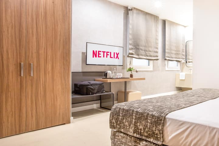Standard Family Room - Casa Lirio Barcelona Rambla - Barcelona