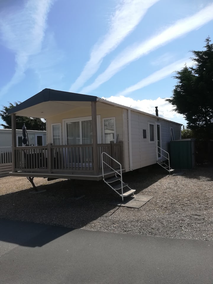 V6, Southsea Caravan With A Veranda - Portsmouth