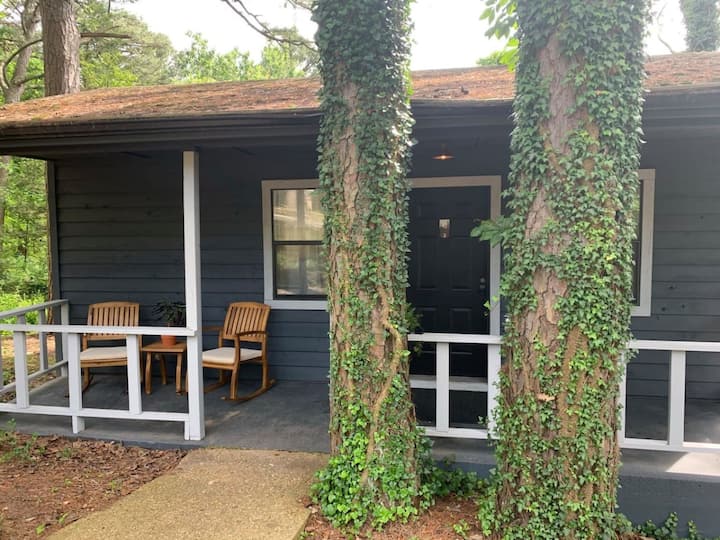 Eureka Springs Cabin & More-king Bed + Hot Tub - Eureka Springs, AR