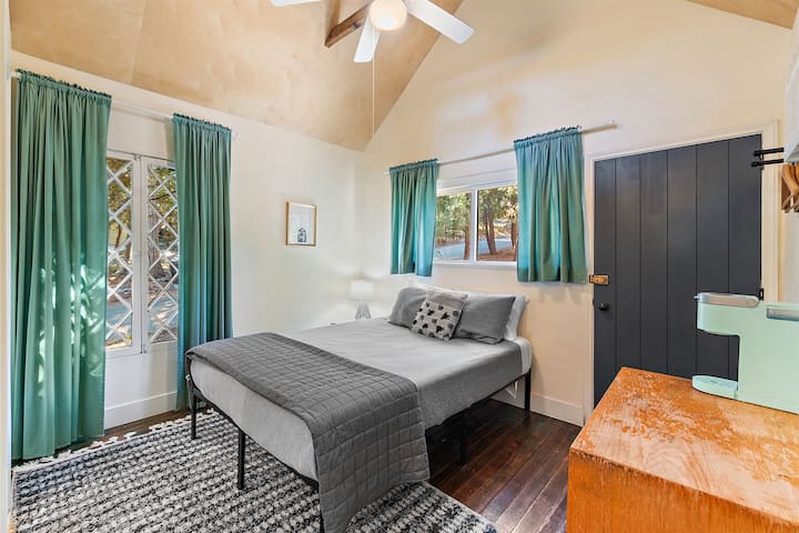 Cozy Clean And Private - Cabin #4 At The Perch - Rialto, CA