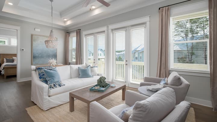 "Shore Thing" 30a Prominence Townhouse, Golf Cart, - Alys Beach, FL