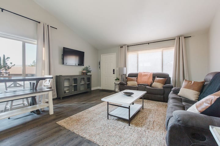 A Desert Oasis - Newly Renovated Condo, Pet Friend - St. George, USA