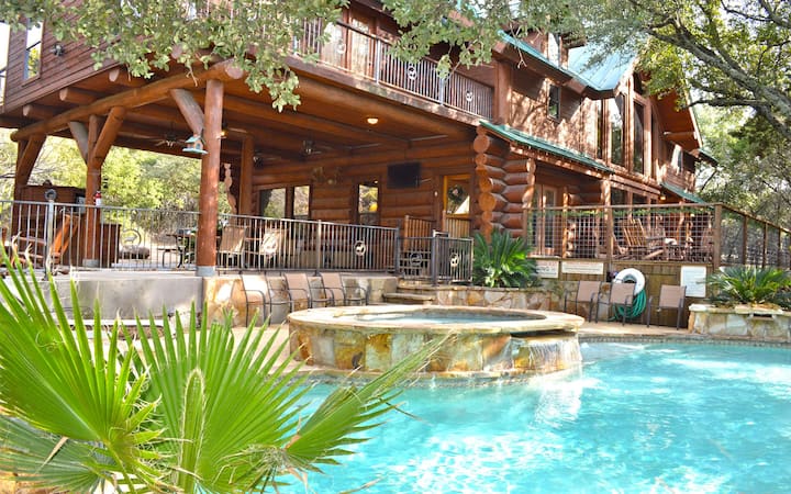 6br Lodge W/ Pool & Hot Tub • Sleeps 24- Pets - Texas