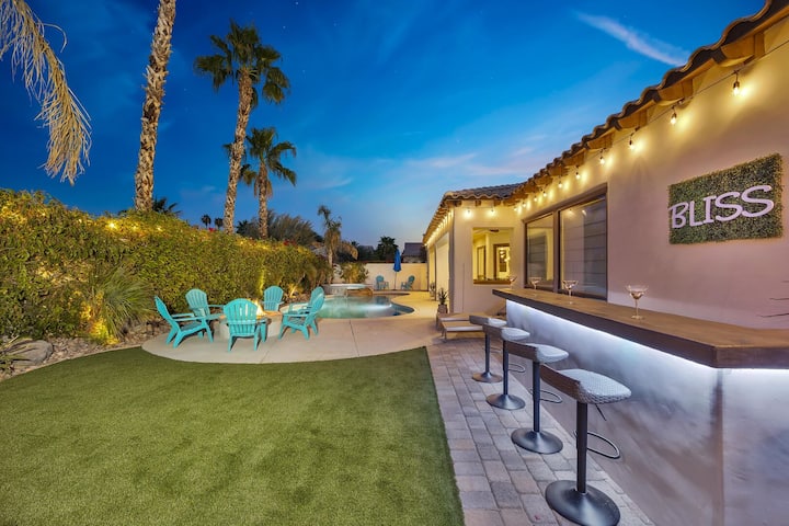 Bliss: Pool, Spa, Pool Table, Ping Pong, Fire Pit! - Indio, CA