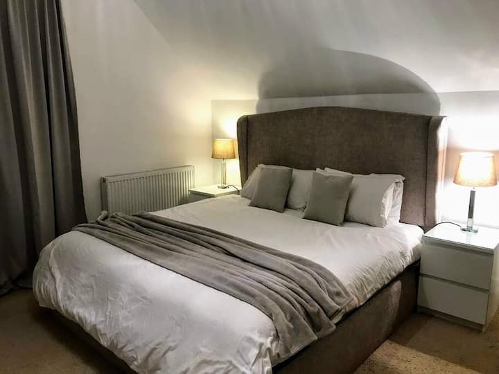 5 Bedrooms, Van Parking, Fast Wifi, Nec Solihull - Staffordshire