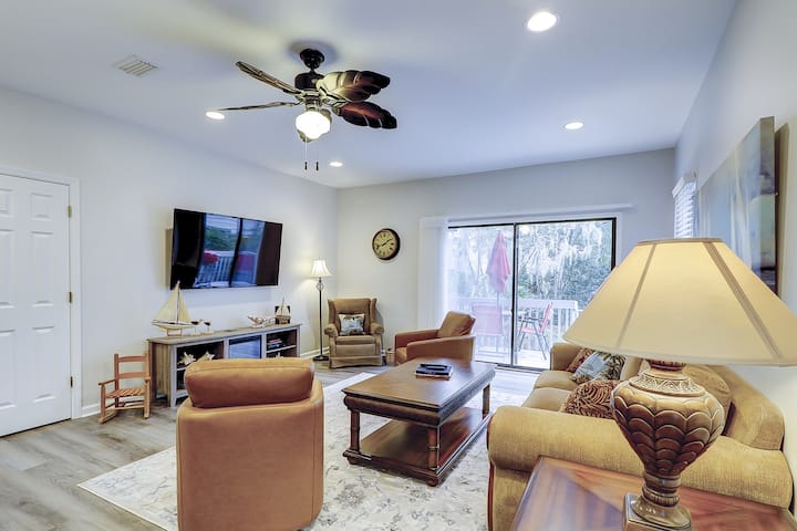 Sunset Rentals | Ocean Breeze 7 | Dog Friendly - Hilton Head Island, SC
