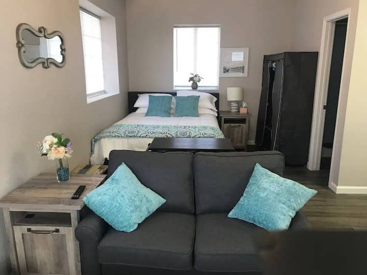 North Valley Studio - Corrales, NM