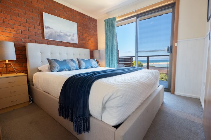 Deja Vu Villa @ The Blue Seas - Scamander