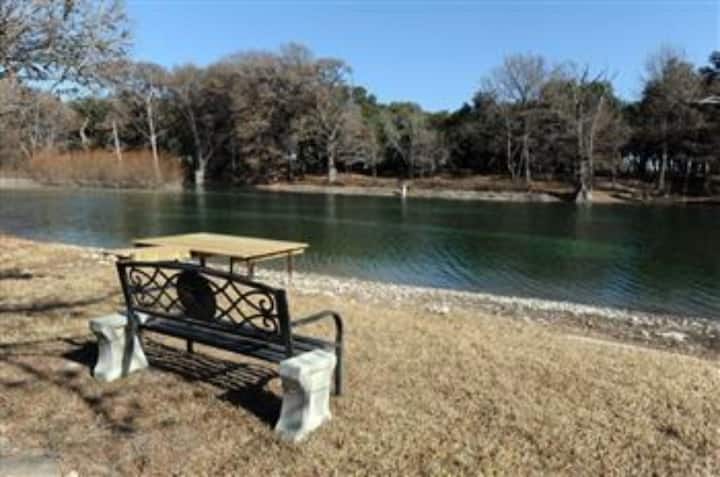 Rock 'N Utopia-famille-maison-sdb Privée-vue Sur L - Utopia, TX