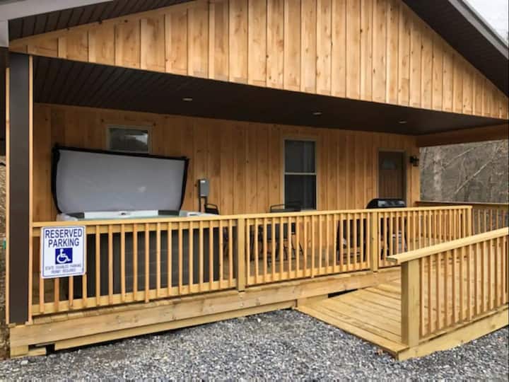 Rock Hill Cabins - Bear Den - Moshannon State Forest, Frenchville