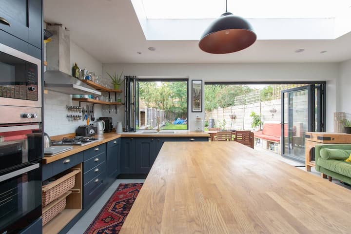 Wanstead Family Home - Ilford