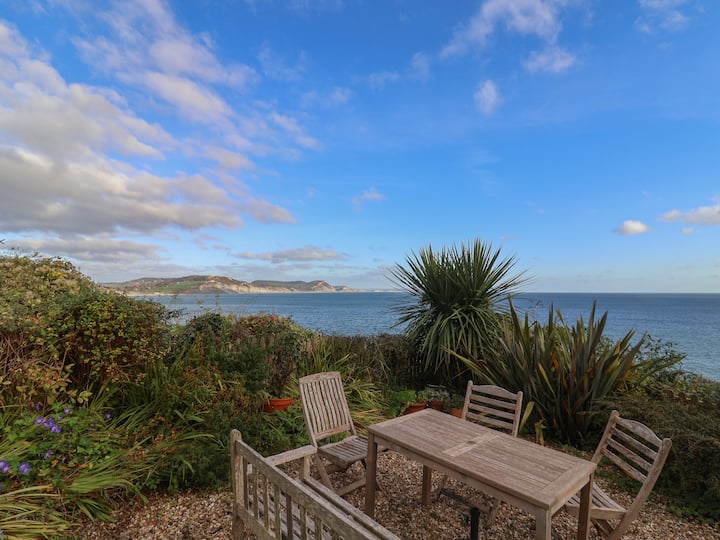 4 East Cliff - Lyme Regis