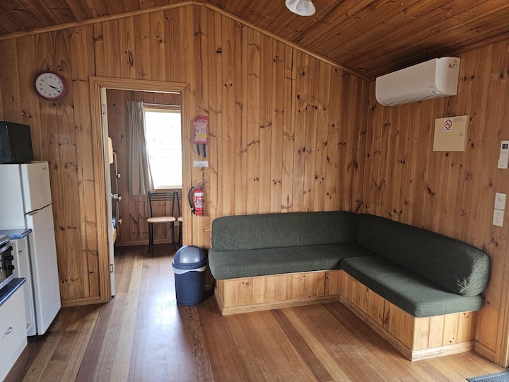 Bayside Family Cabin - Kettering