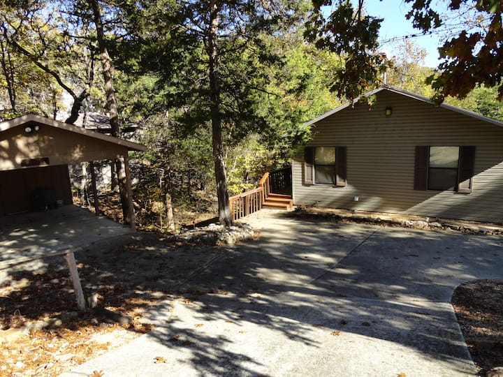 Hojo's-nice Lakefront Home-swim Pool-near Marina! - ビーバー湖, AR