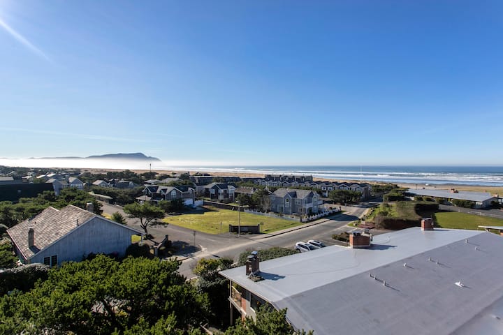 Gearhart House G695 - Gearhart, OR