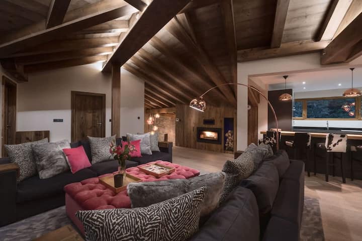 Hunter Chalets - Chalet Genepi - Morzine