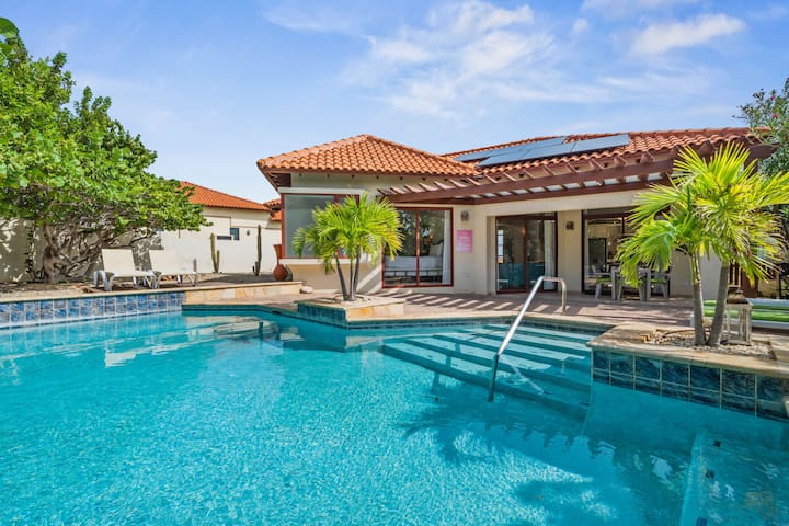 Luxurious 3br Villa W/ Private Pool Near Beach - Aruba