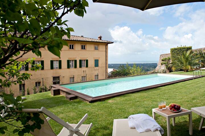 Villa Camaiore With A Fantastic View - Виареджо