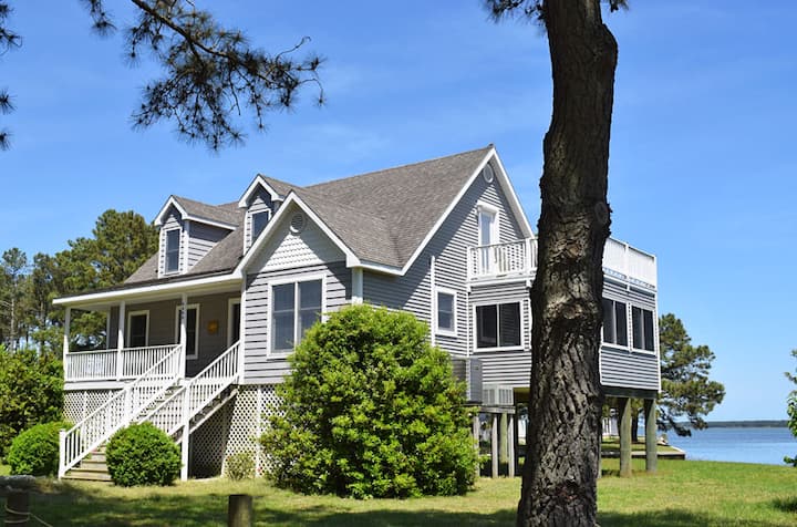 Wishful Thinking- Canalfront With Deep Water Boat Dock - Chincoteague, VA