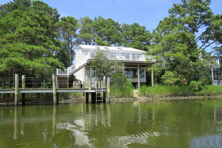 Willet's Way- Close To Beach W/ Assateague Views & Boat Dock - Chincoteague, VA