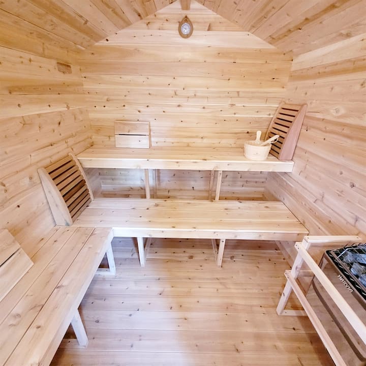 Secluded Getaway Access To 2 Lakes, Sauna, Game Room - Wisconsin