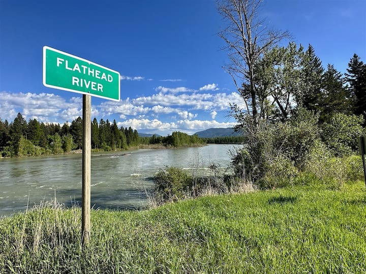 Welcome To Our Flathead River Haven - Columbia Falls, MT