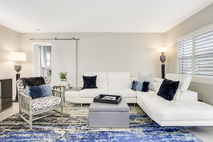 Coastal Cottage/walk To The Beach & The Ave! - Delray Beach, FL