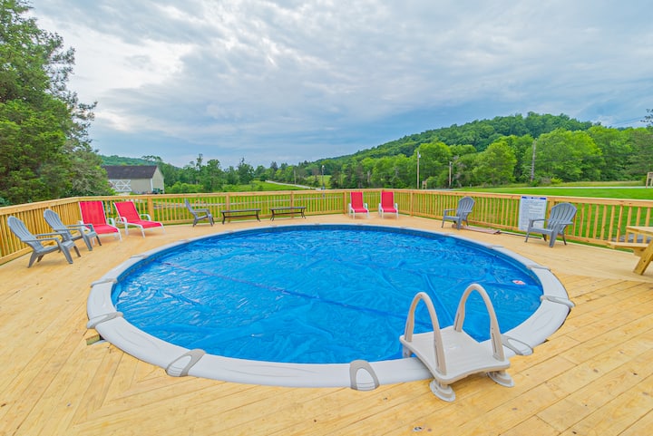 Farmhouse At Fernstone | 4br, 1.5ba, Pool & Hot Tub - Nemacolin, PA