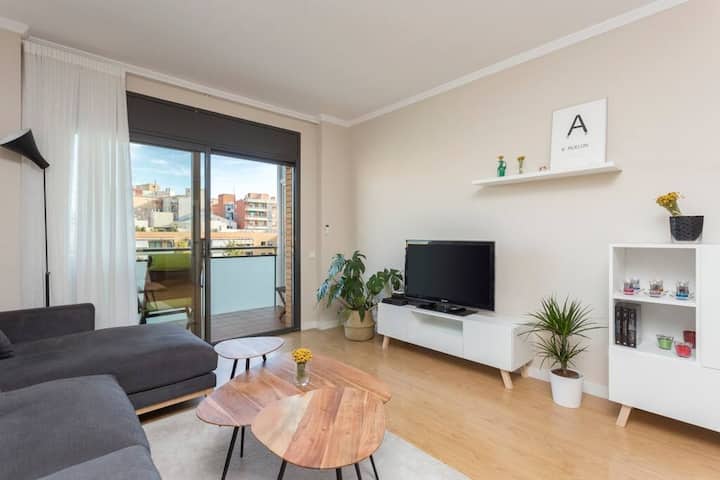 New Apartment With Private Rooftop - Barcelona