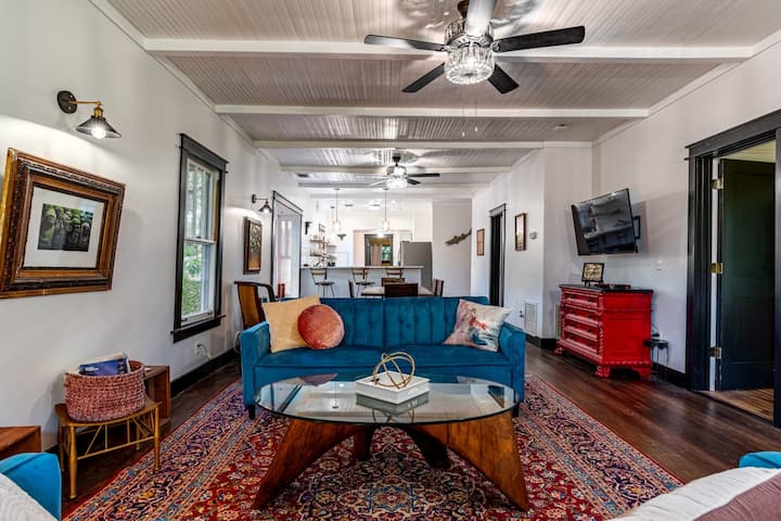 Old Florida Charm Arts District 3br Steps To River - Melbourne Beach, FL