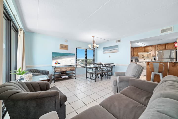 Island Winds East 511- Condo Right On The Beach! - Gulf Shores, AL