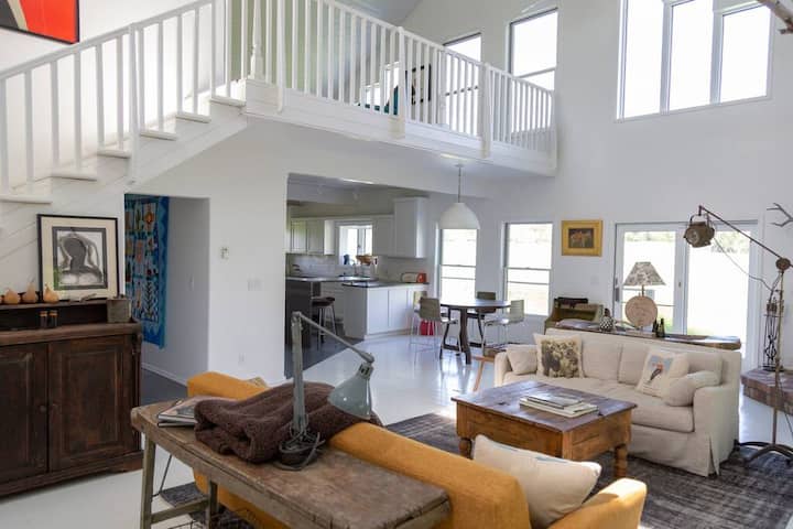 Trout Stalker Ranch Spacious Modern House (Loft) - Ensenada, NM