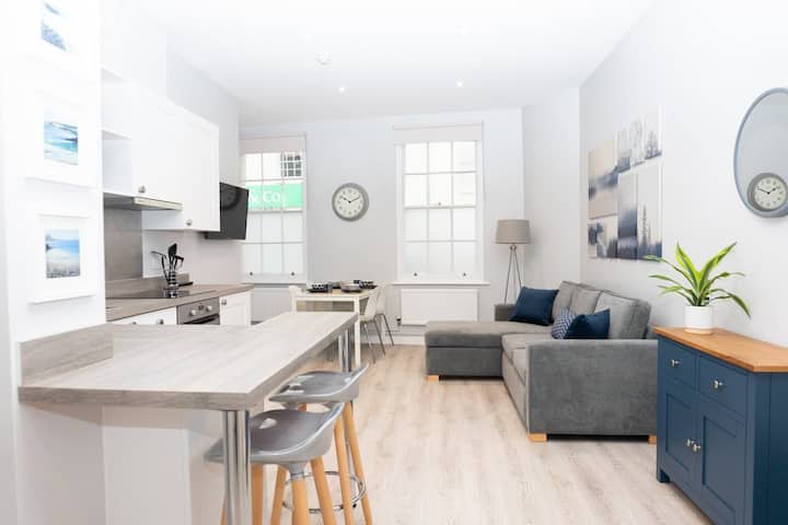 Relaxing Retreat In Cheltenham - Cheltenham