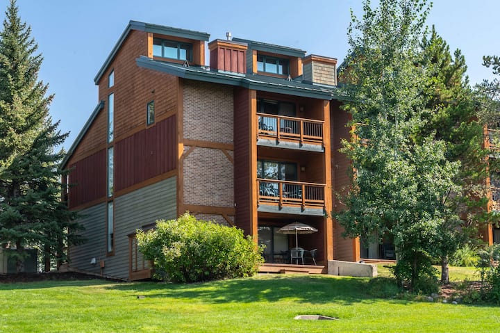 Moraine Circle 30 | Pool & Hot Tub - Steamboat Springs, CO