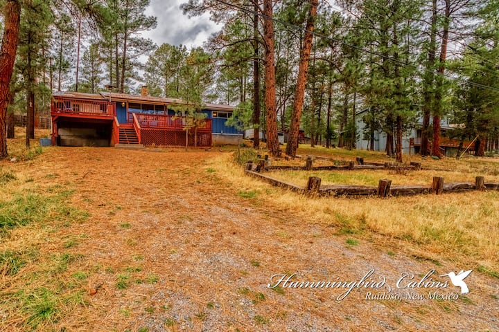 Kirkman Is A Cozy Cabin In Quiet Neighborhood - Ruidoso, NM